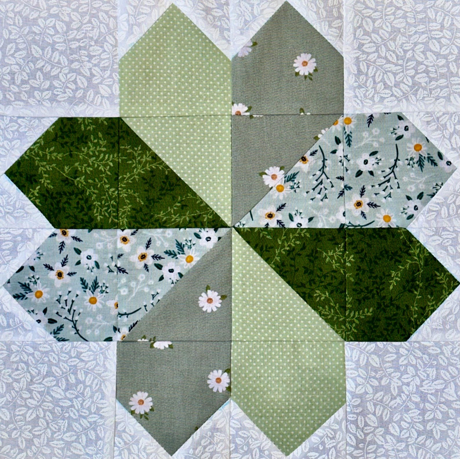 Beautiful 9 - Four-leaf Clovers Quilt Pre-cut Block Kits, L@@K!! - Etsy