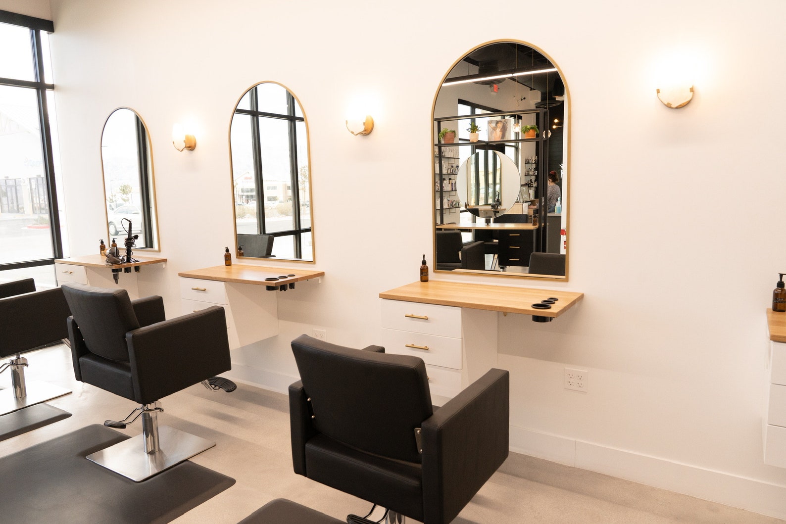 Custom Handmade Bespoke Salon Styling Station Salon Stylist Work ...