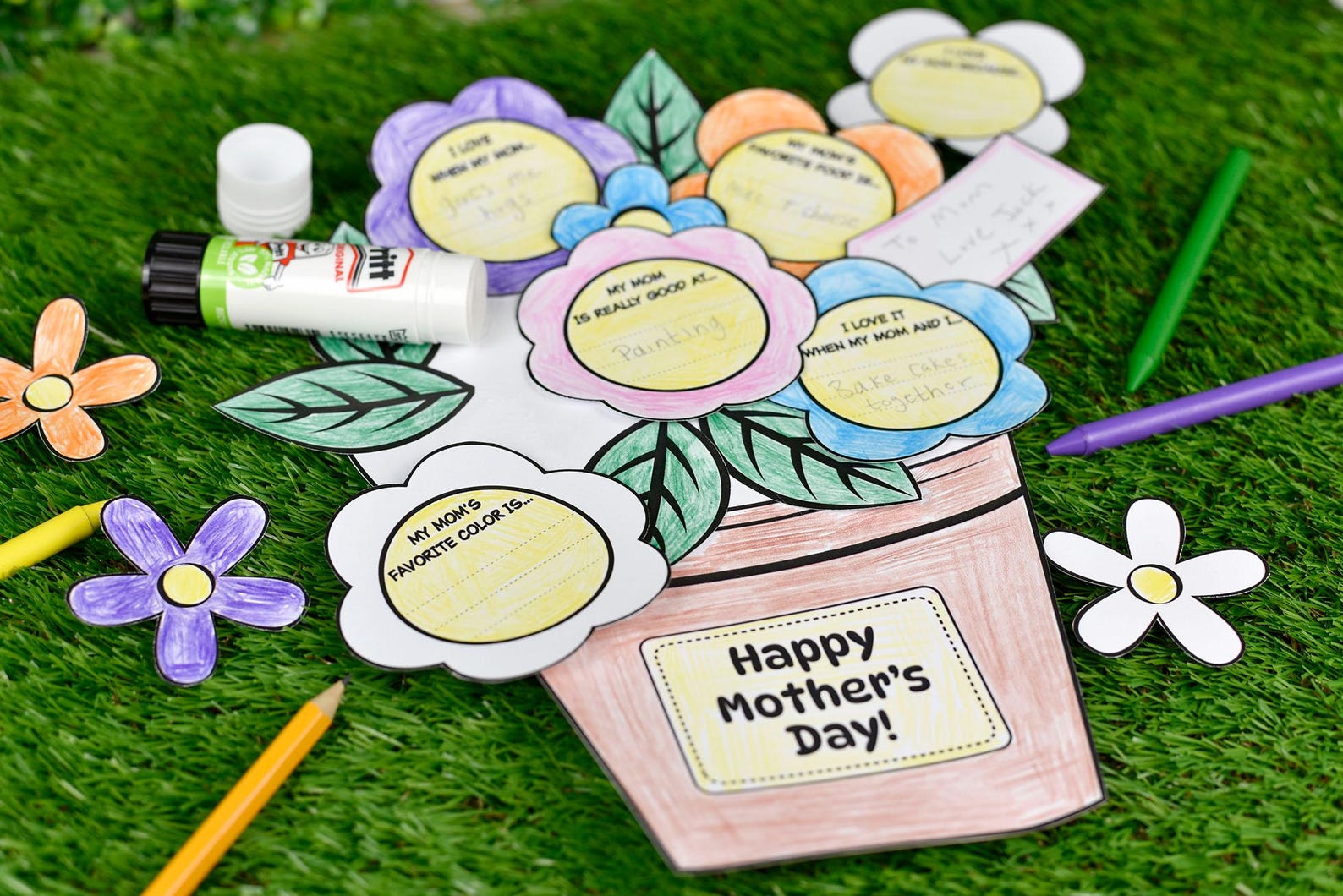 Mother's Day Flower Pot Craft: Color-in Card for Mom (digital Download ...