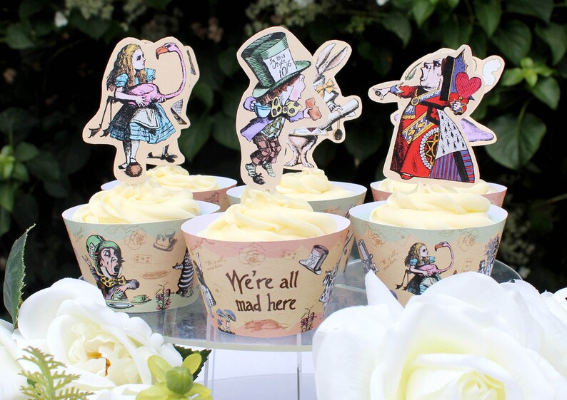 Envoltorios y adornos para cupcakes vintage de Alicia en el País de las ...