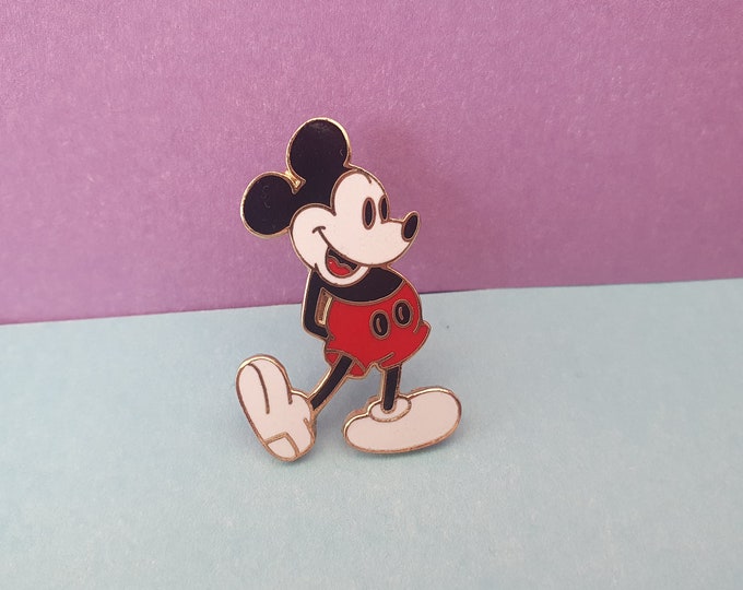 Vintage Mickey Mouse Pin Badge - Etsy