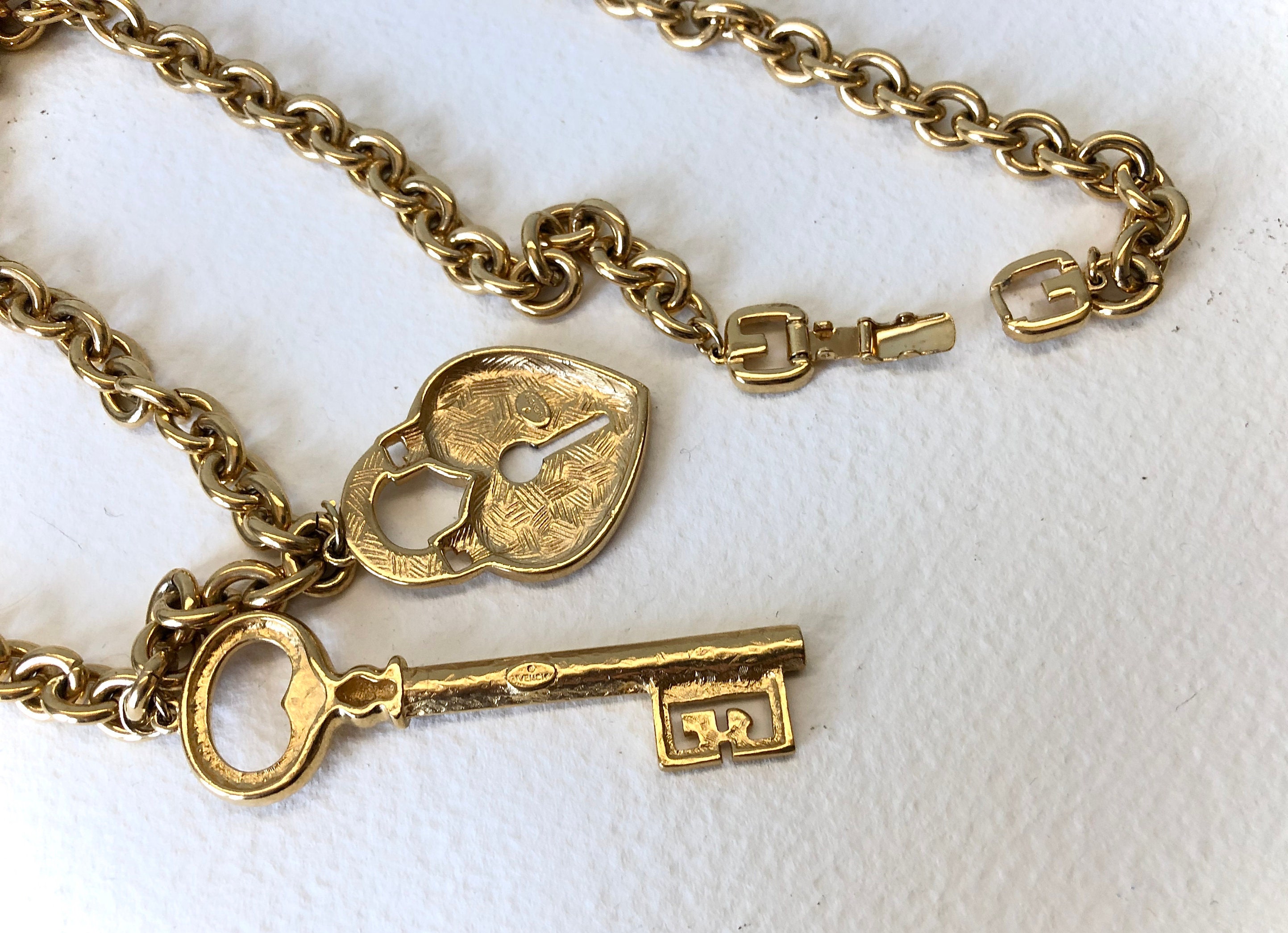Vintage GIVENCHY Paris New York Heart & Key Chain Necklace With ...
