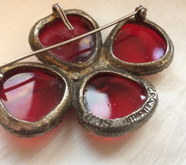 Vintage VANS AUTHENTICS Glass Brooch Pin Pendant Rare Ruby Red Flower ...