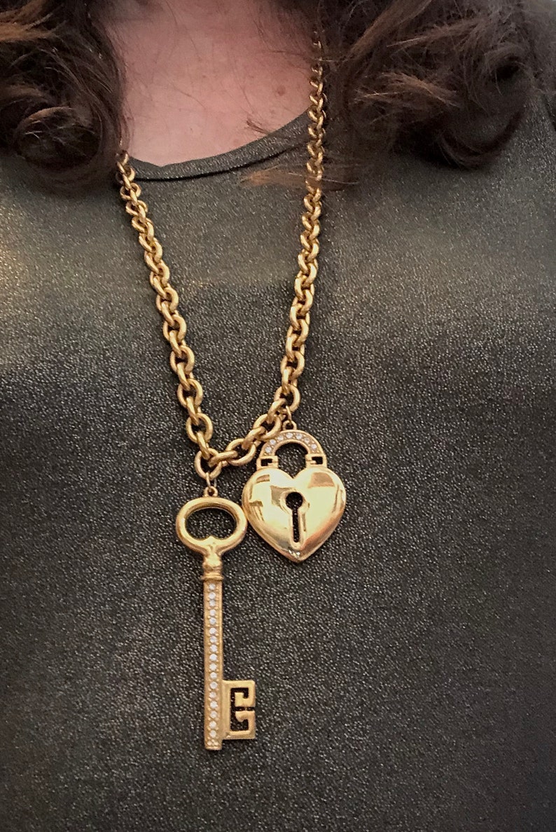 Vintage GIVENCHY Paris New York Heart & Key Chain Necklace With ...