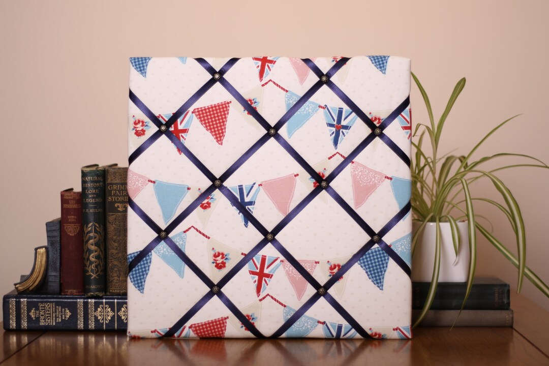 Bunting Fabric Memo Board, Rosette Display Board, Fabric Notice Board ...