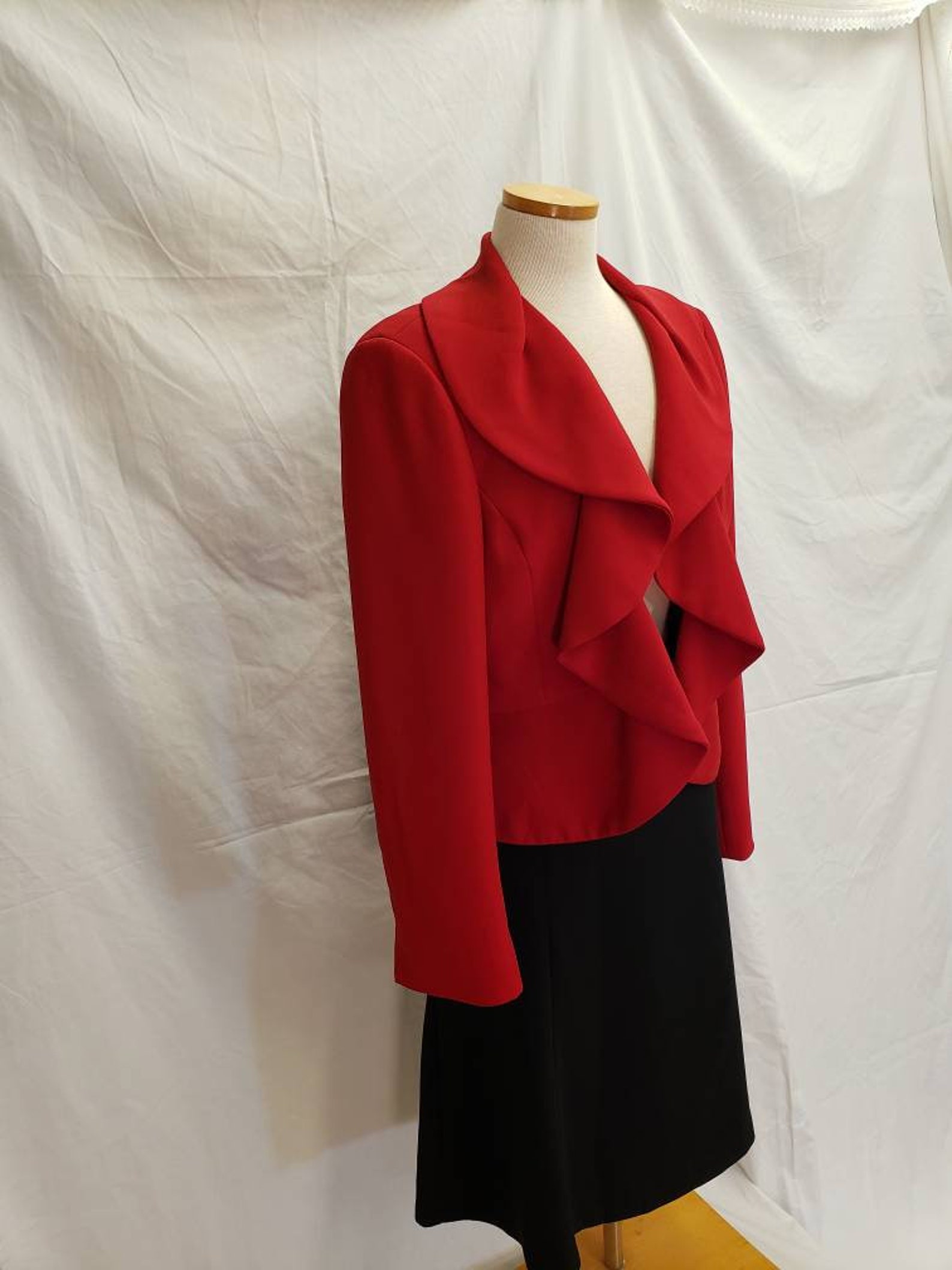 Kasper Red Ruffled Edge Waist Suit Jacket Sz 12 Lined - Etsy