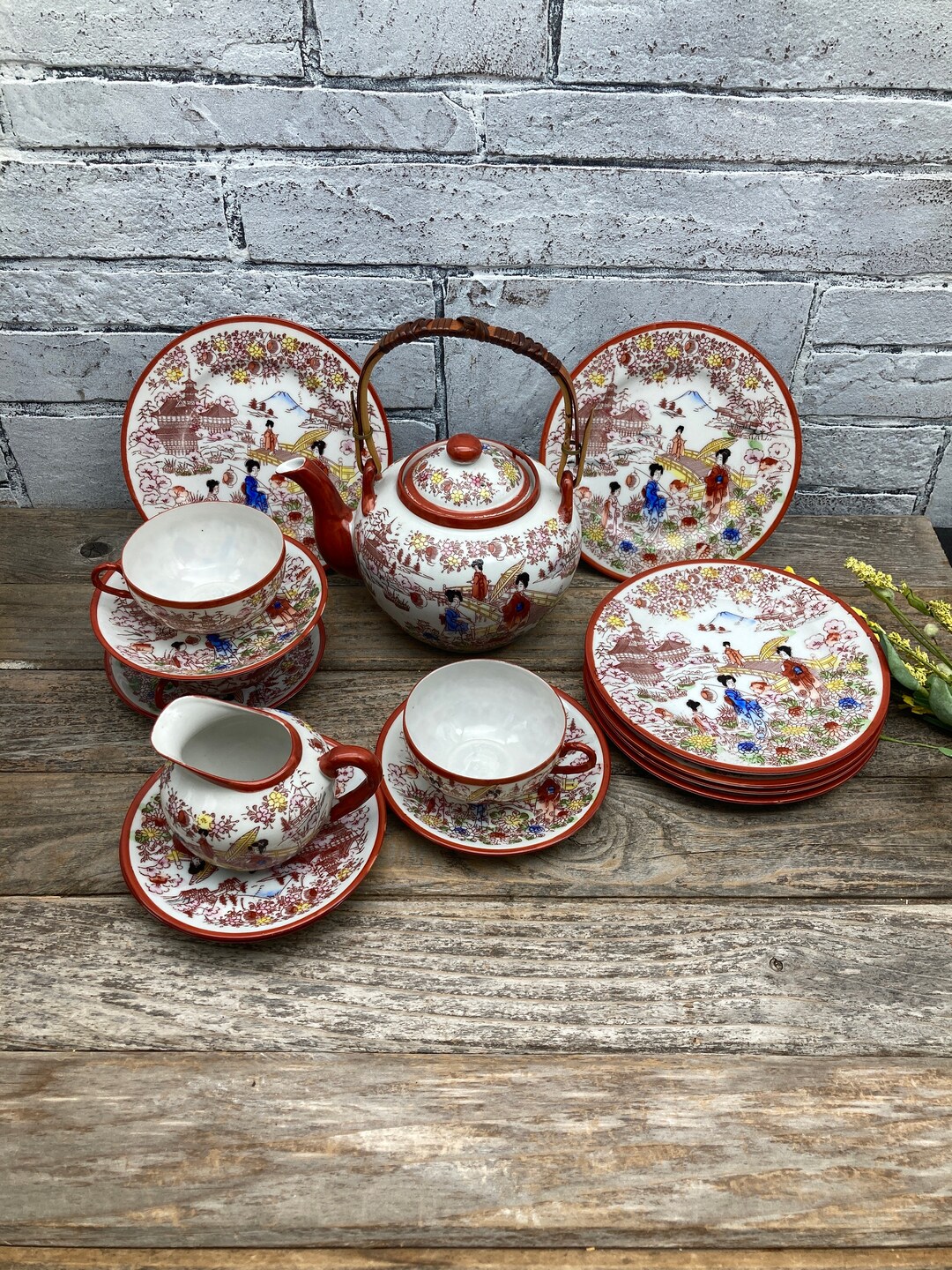 GORGEOUS KUTANI Geisha Motif Porcelain Teapot W/strainer and - Etsy