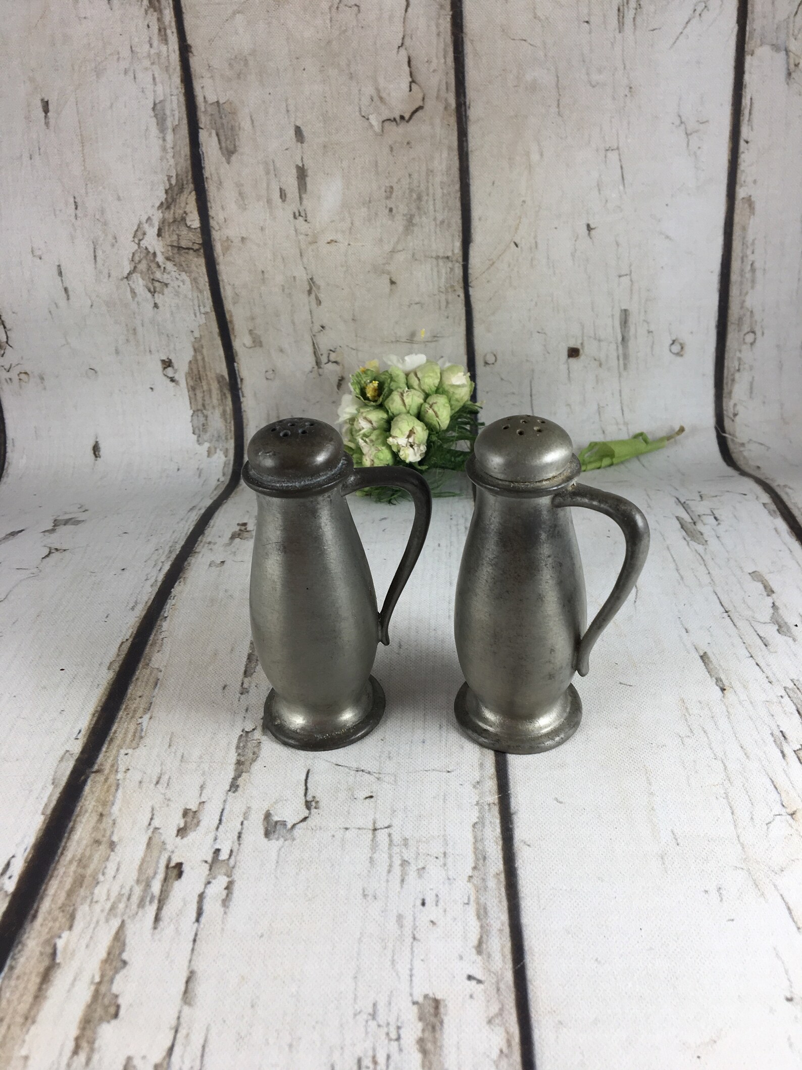 Vintage 1950s Mayflower Pewter 3237 Salt and Pepper Shakers | Etsy
