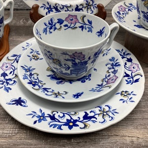1950s Spode Blue Bowpot Salad Plates or Cup and Saucer Sets - Etsy