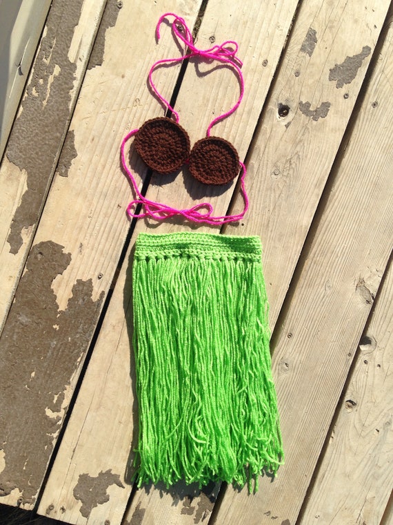Coconut Bra And Grass Skirt