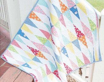 Kite Tails by Amanda Herring and the Quilted Fish Quilt Pattern Packet ...