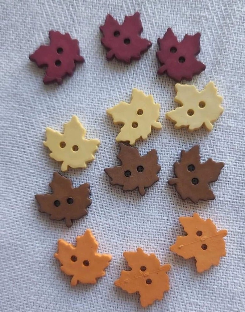 AUTUMN LEAVES BUTTONS - Etsy