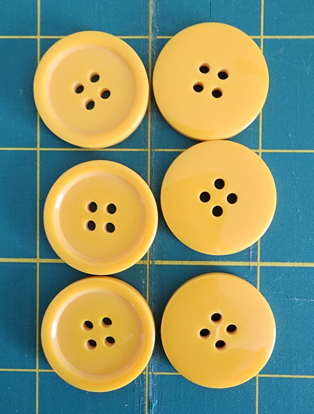 YELLOW ROUND BUTTONS - Etsy