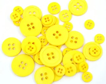 9 Yellow Rimmed 2 Hole Round Buttons Size 7/16 - Etsy