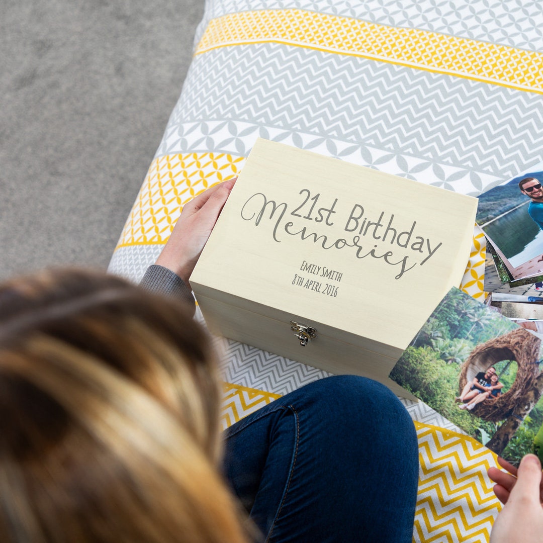 Personalised 21st Birthday Wooden Keepsake Box: Engraved Memory Box ...
