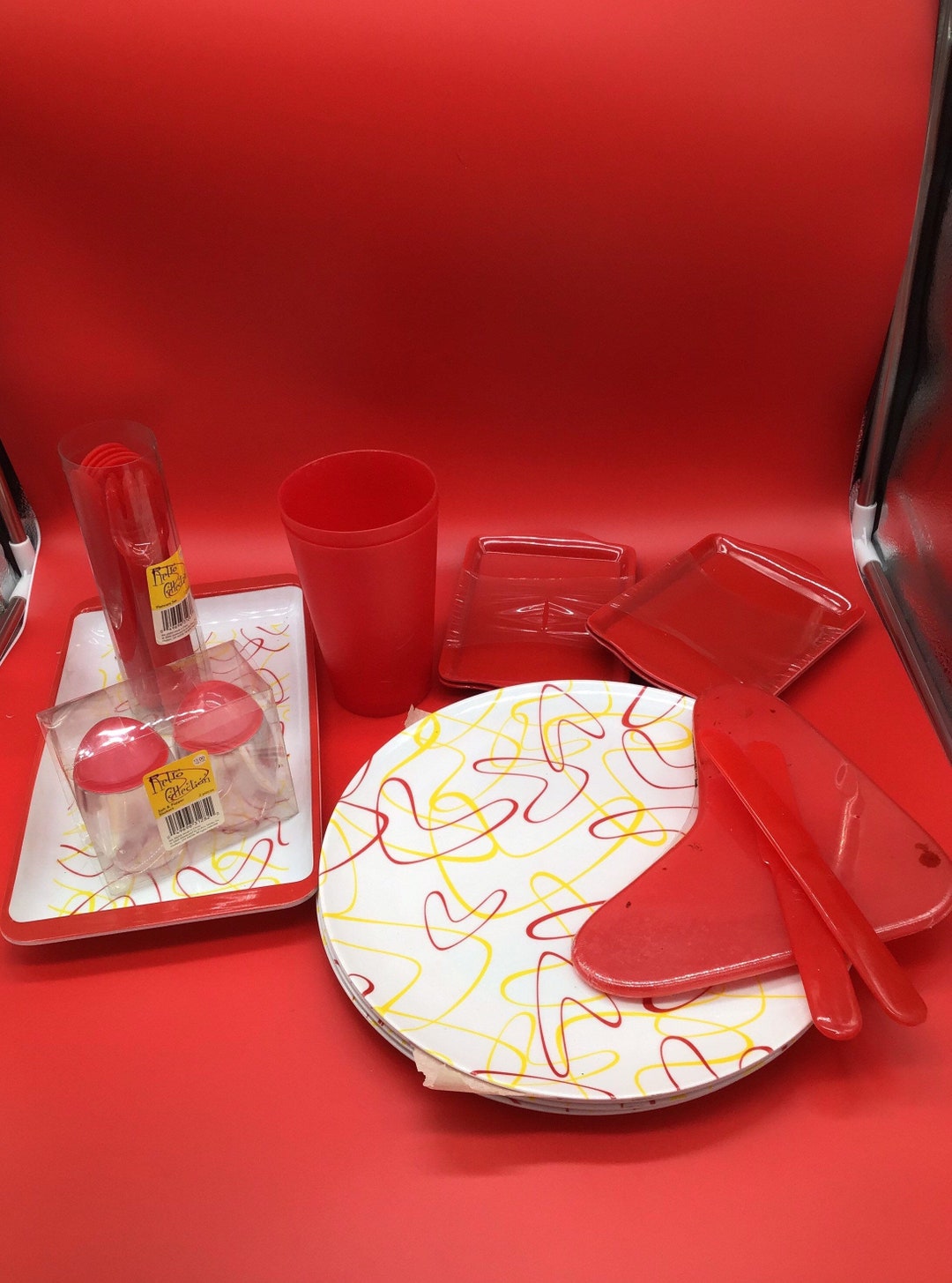 Mid Century 50’s Style Boomerang Plastic Picnic Ware! Red Yellow White ...