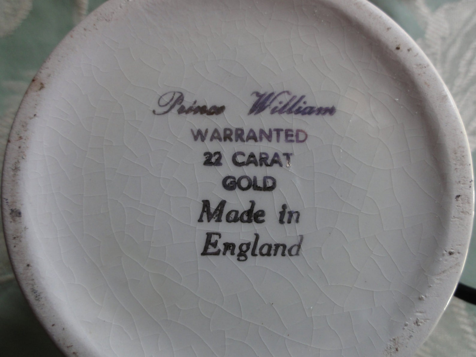Prince William Ware Mug up the Reds 22 Carat Gold Royals UK England ...