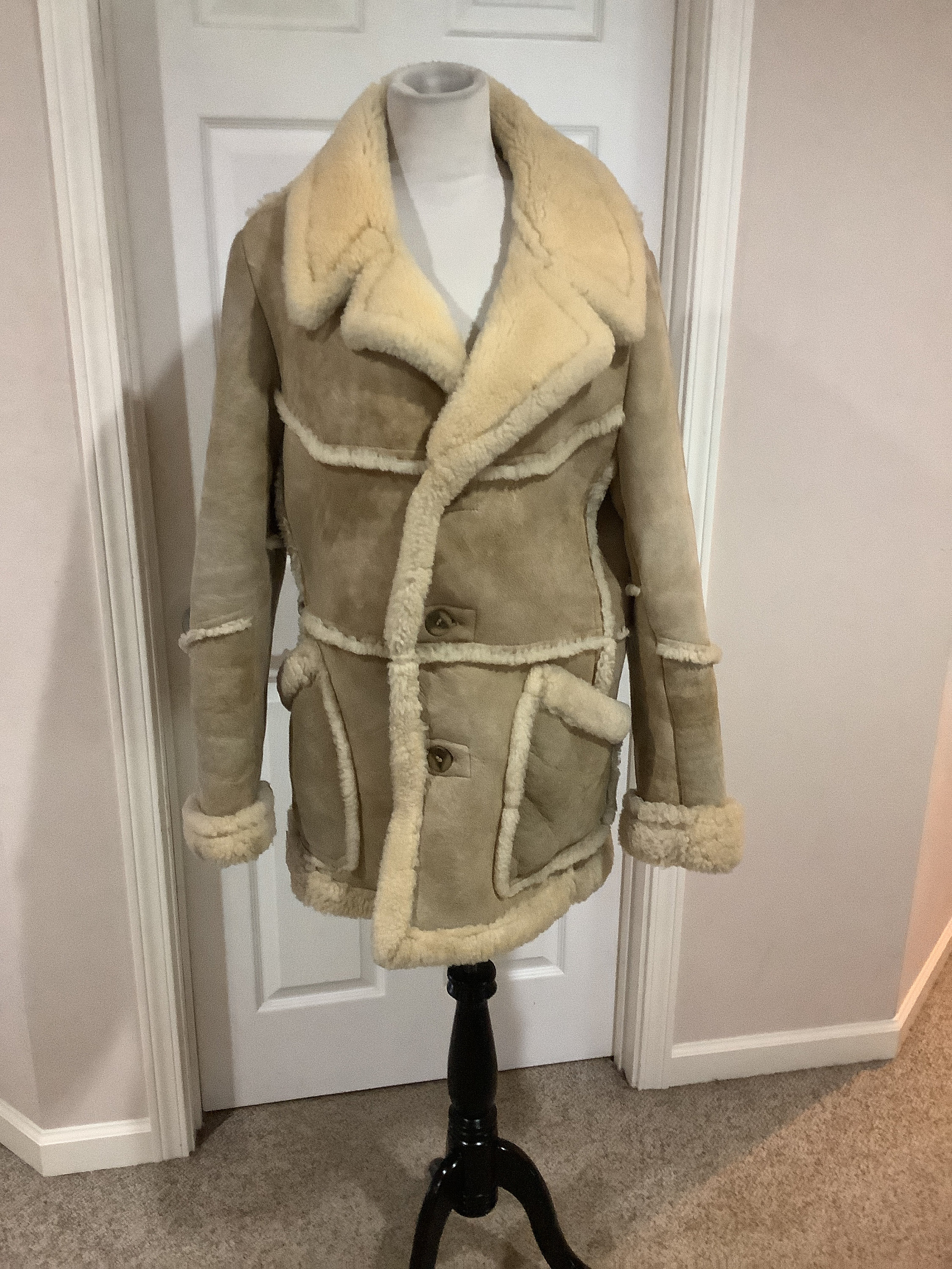 Vintage 70’s Bermans Unisex Fur Coat - munimoro.gob.pe