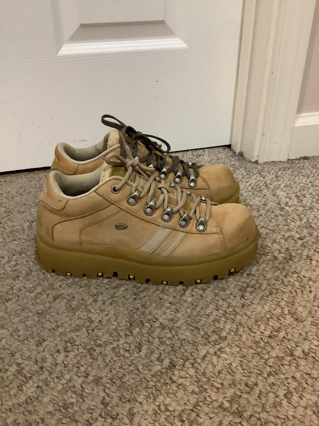 Vintage 90s Skechers Jammers Tan Platform Lace up Logo Mega Platform ...