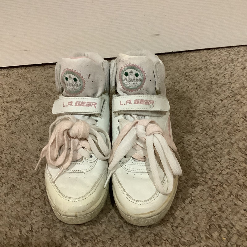 La Gear Sneaker - Etsy