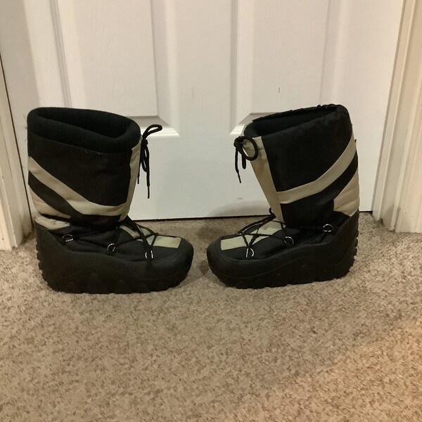 Moon Boots - Etsy