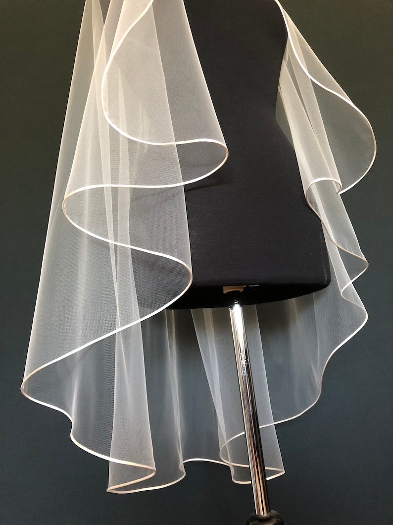 Cascading Veil With 1/8 Satin Cord Trim Fingertip Veil - Etsy
