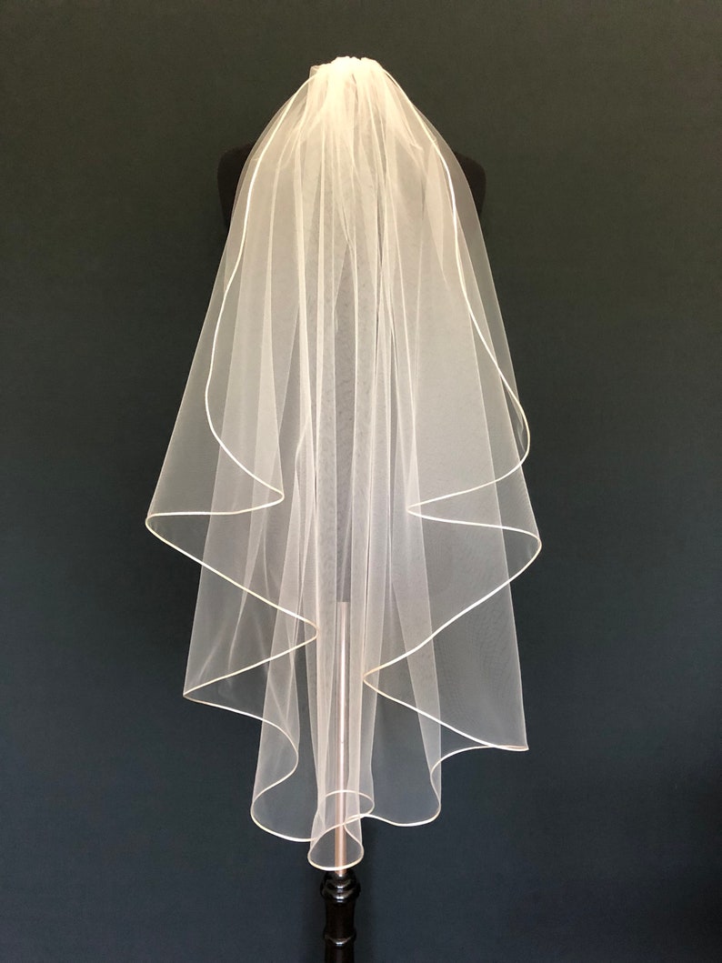 Cascading Veil With 1/8 Satin Cord Trim Fingertip Veil - Etsy