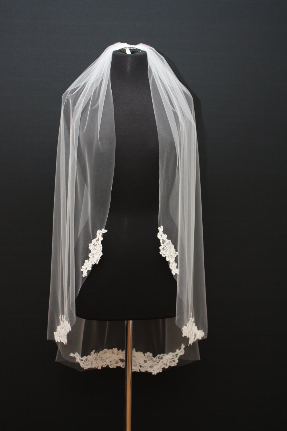 Alencon Lace Applique Veil Couture Patch Lace Veil Fingertip - Etsy Canada