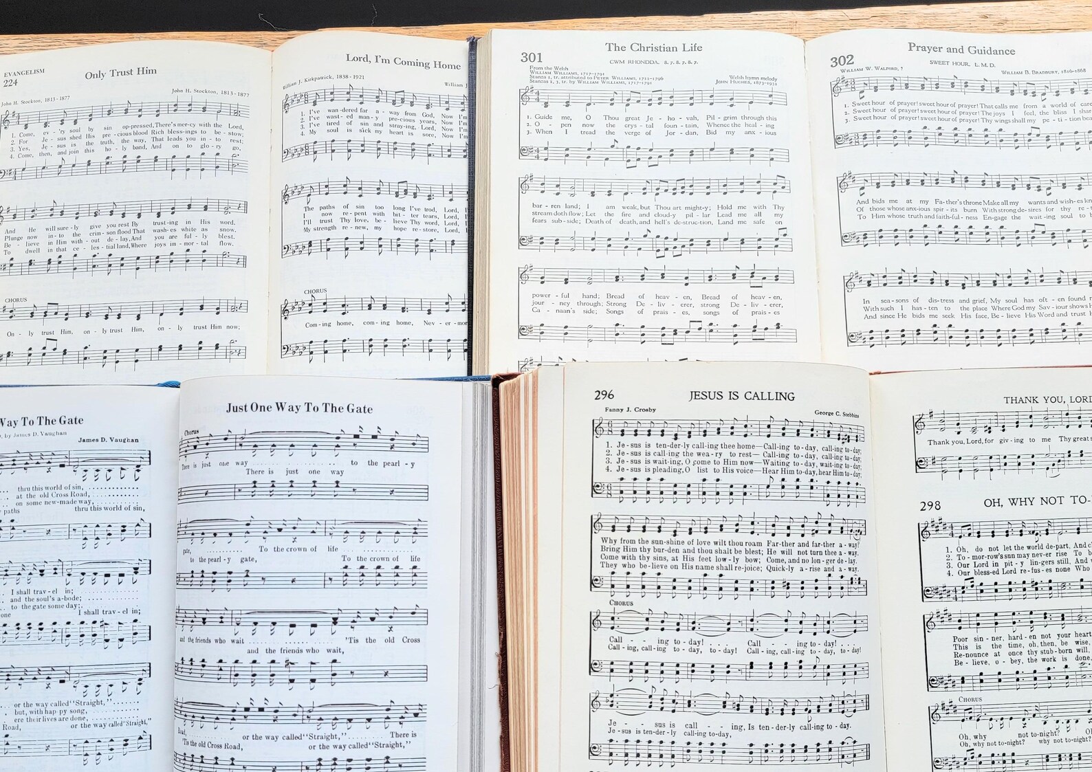 Vintage Hymnal Songbooks: 4 Books for Crafting & Decor - Etsy