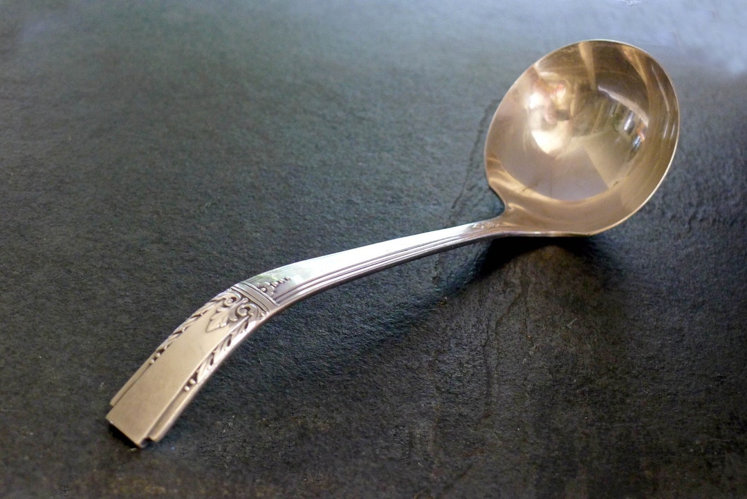 Vintage 1881 Rogers Oneida Ltd. Lady Drake Ladle Silverplate 1940 ...