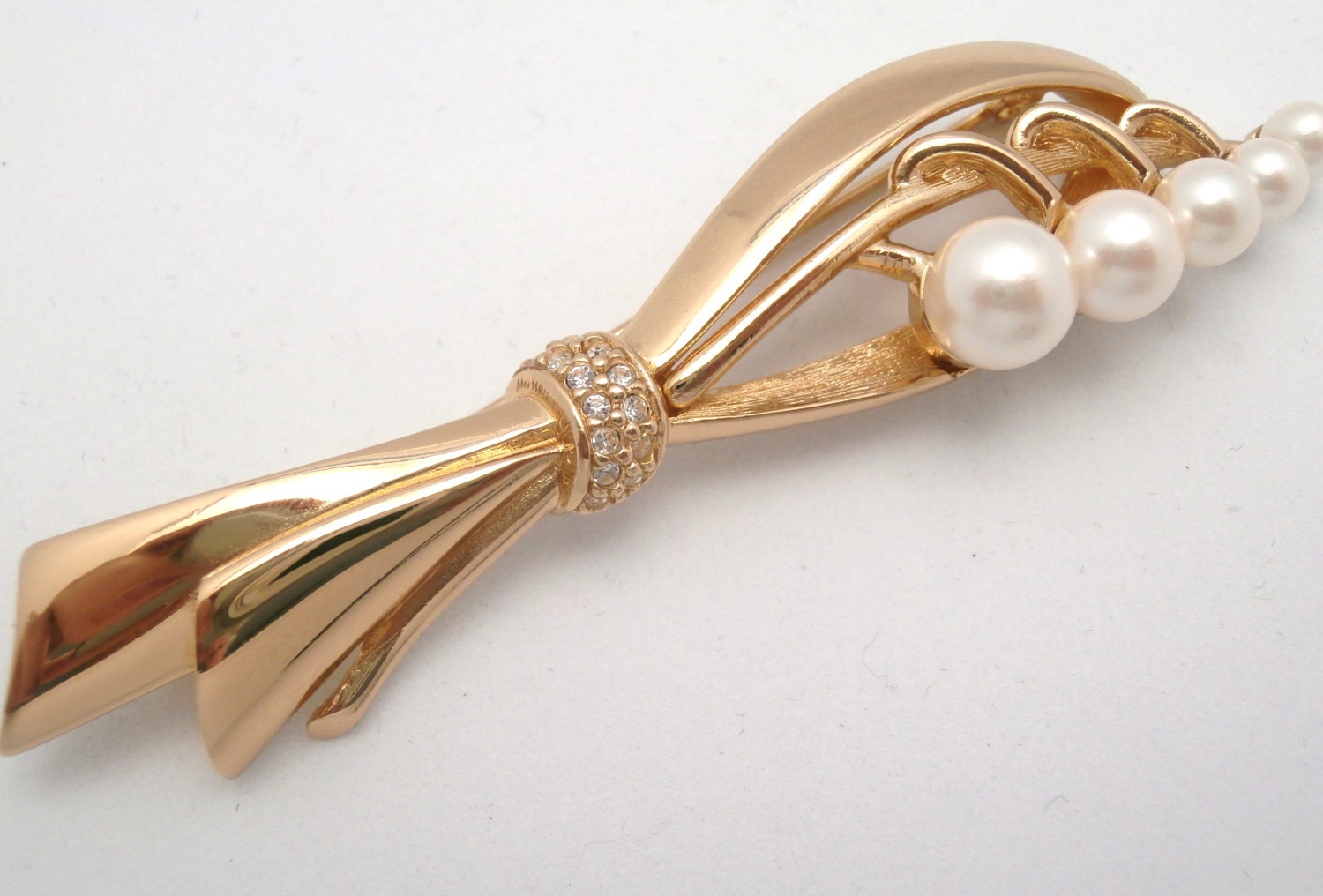 Christian Dior Pin Brooch set with Pearls & Austrian Crystals | Etsy