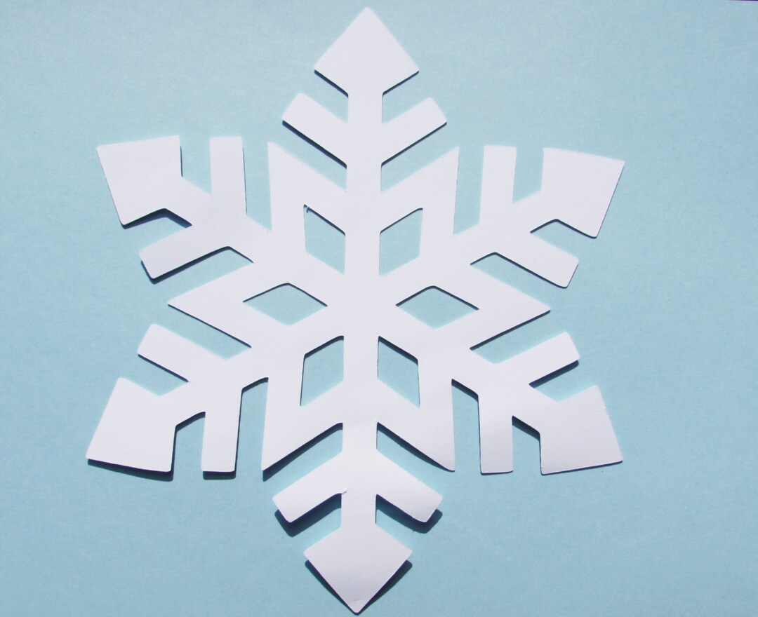 White Snowflake Cutouts Snowflake Die Cuts Paper Snowflakes Cardstock ...