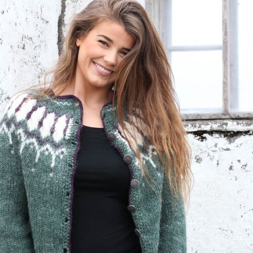 Traditional Icelandic Sweater - Etsy