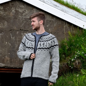 Traditional Icelandic Sweater - Etsy