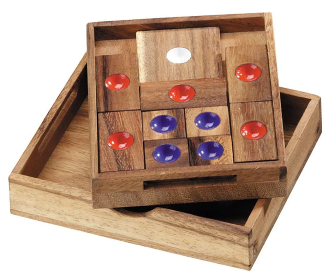 Khun Phaen Puzzle - Wooden Sliding Puzzle, Wooden Brain Teaser, to Go ...