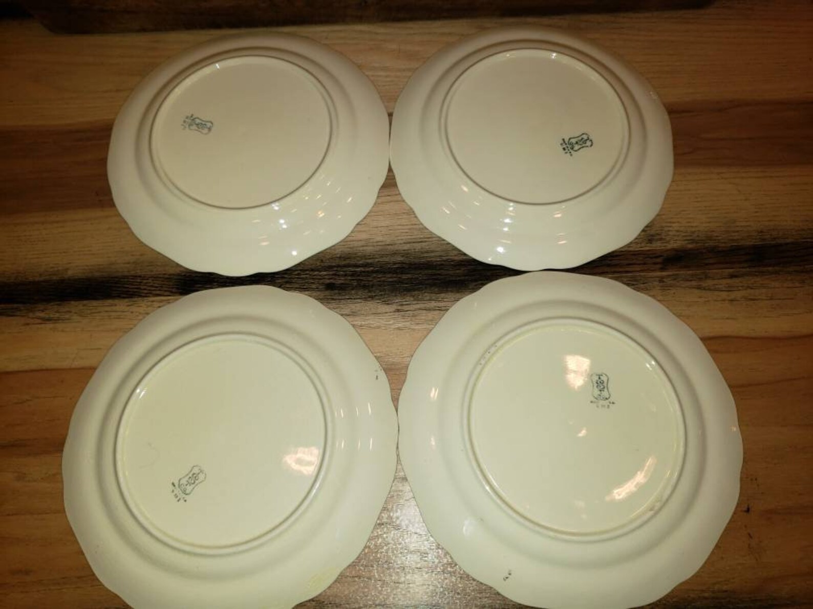 TST Chelsea Pattern Set of 4 Plates. - Etsy