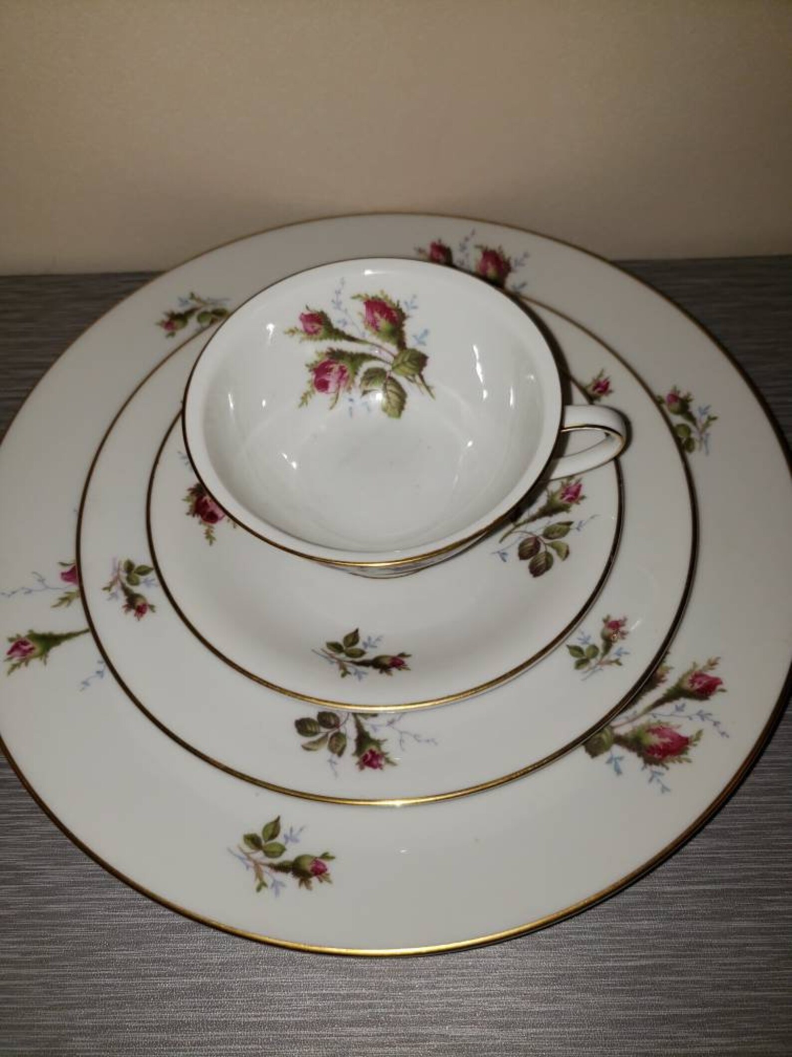 Beautiful Rosenthal Made in Selb Germany. Petal Lane Pattern. Set of 4 ...
