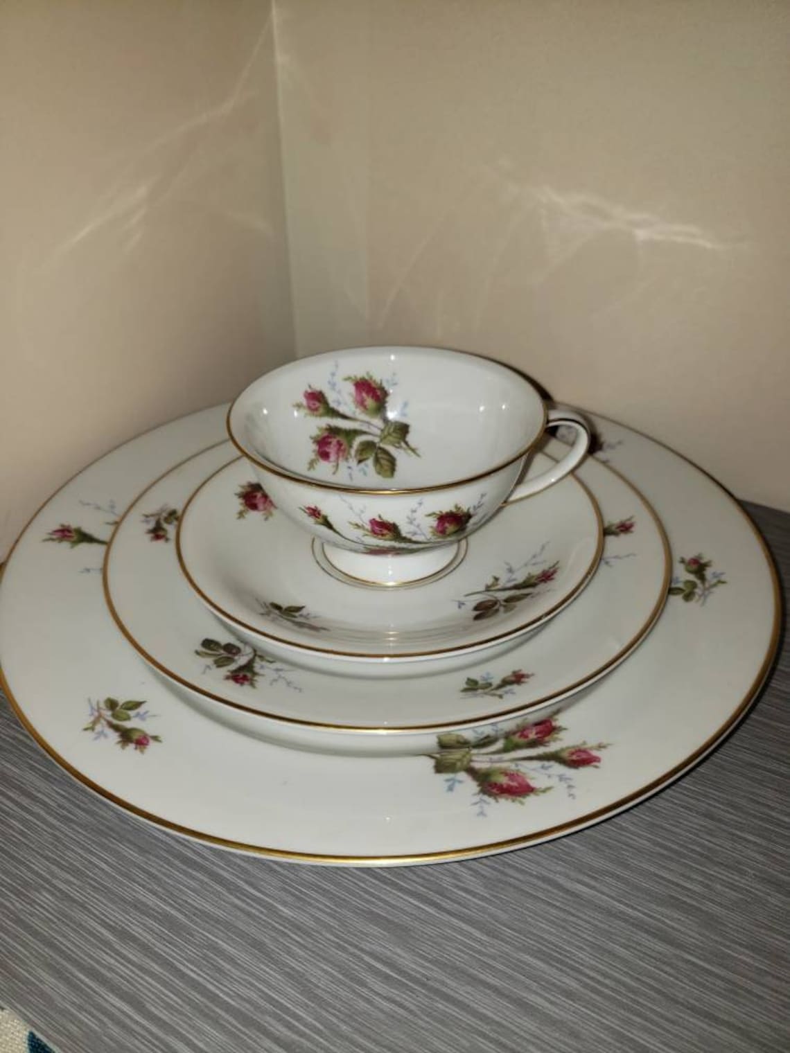 Beautiful Rosenthal Made in Selb Germany. Petal Lane Pattern. Set of 4 ...