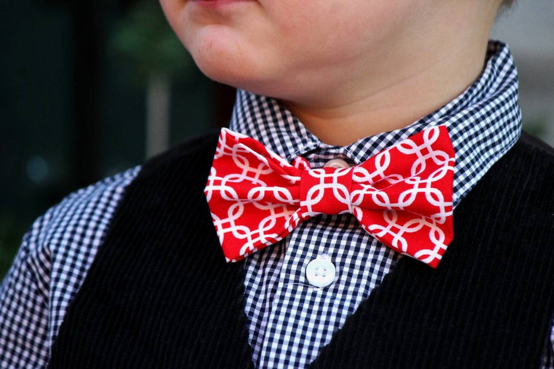 Red Chain Links Bow Tie, Pre-tied, Adjustable - Etsy