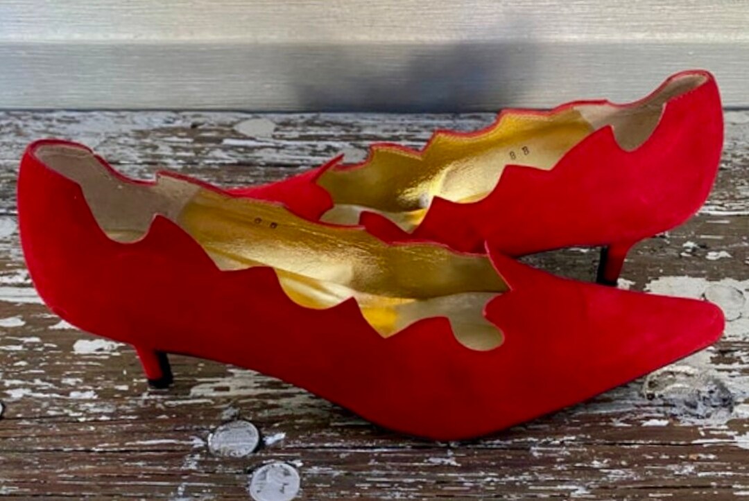 RED by RAMON TENZA Vintage Flamed Laser Cut Pointed Toe Pump Heels - Etsy