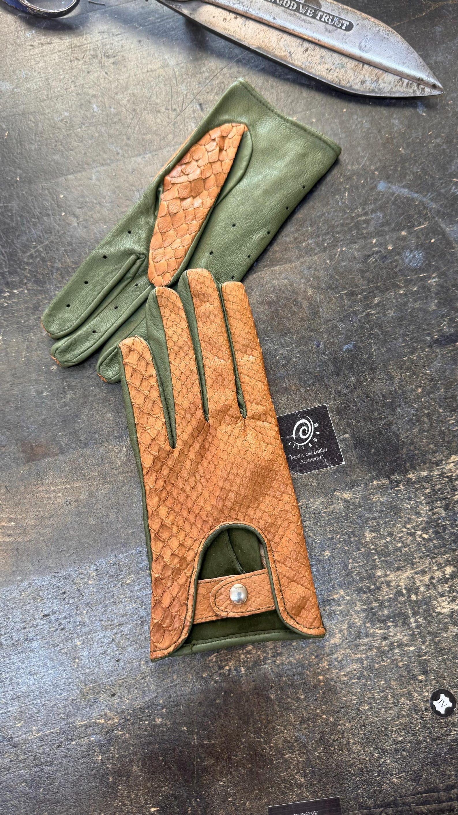 Grey Luxury Leather Driving Gloves Python Glamour Style Gloves ...