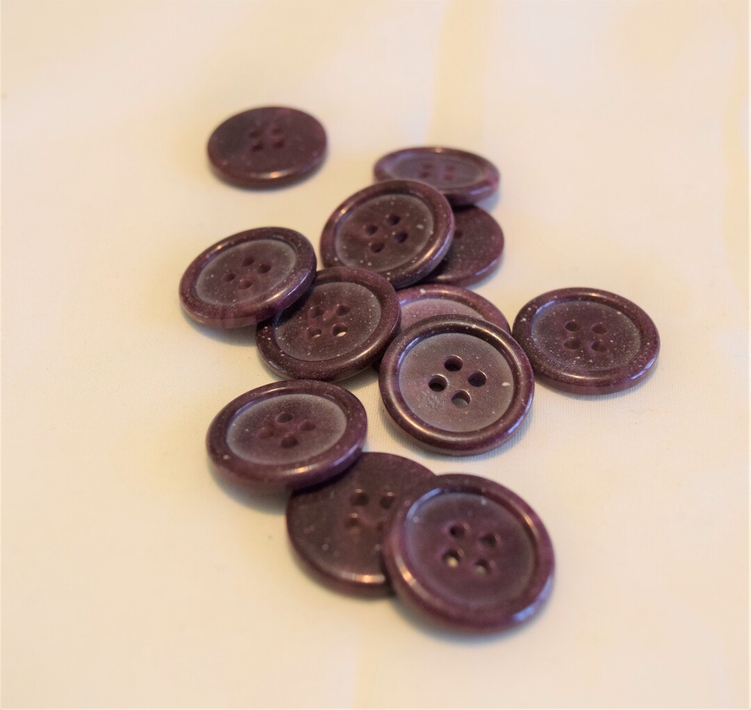 Vintage 1970s 1980s Deep Purple Spattered Plastic Buttons - Set of 12 ...