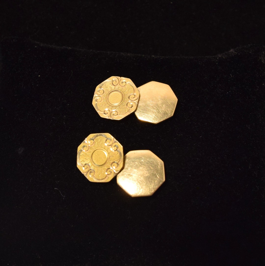 Vintage 1940s 1950s Engraved Gold Tone or Brass Cuff Buttons by CLP Co ...