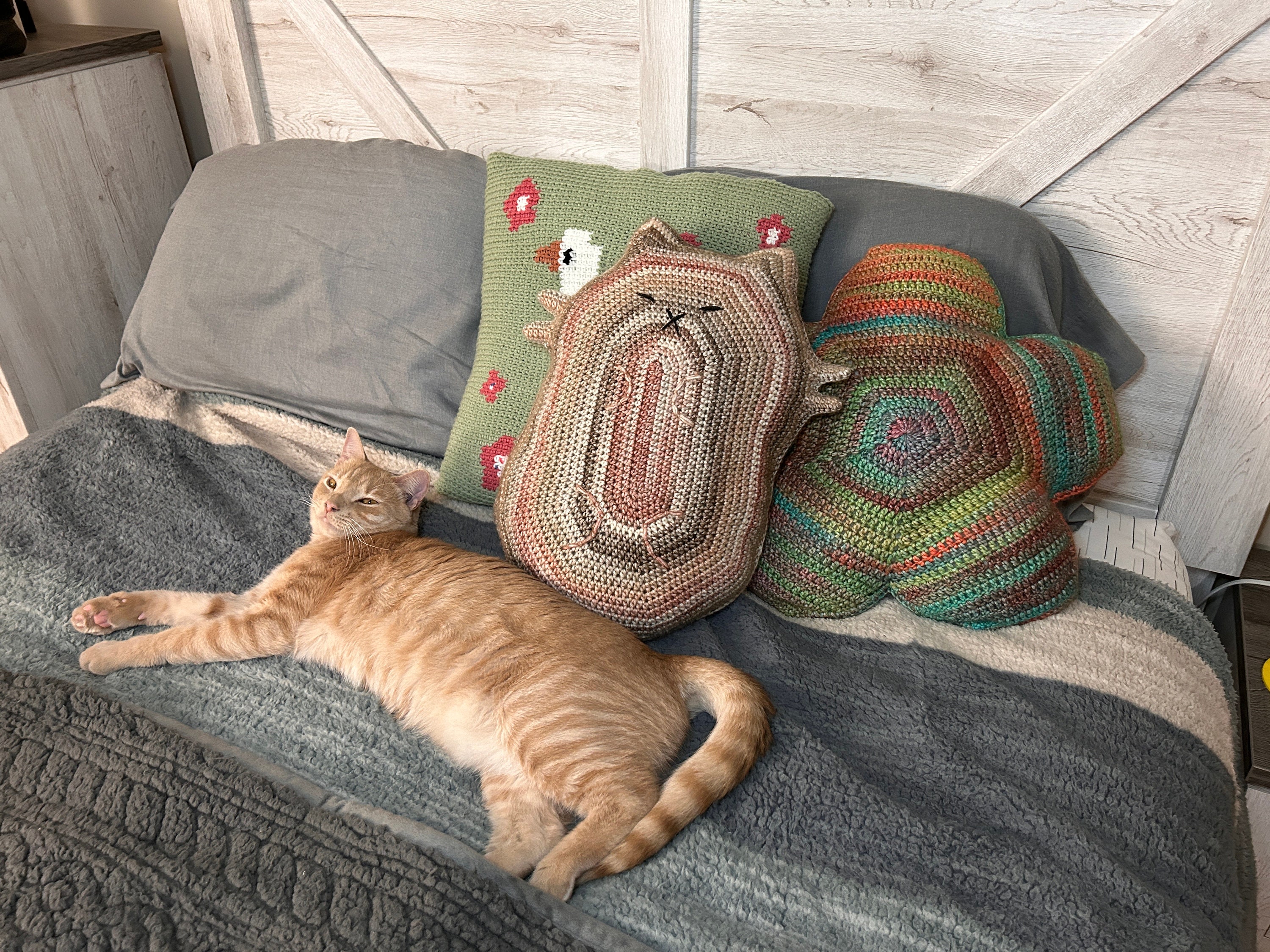 Cat Loaf Pillow Crochet PATTERN | Cat Plushie Cushion | Cute Home Decor ...