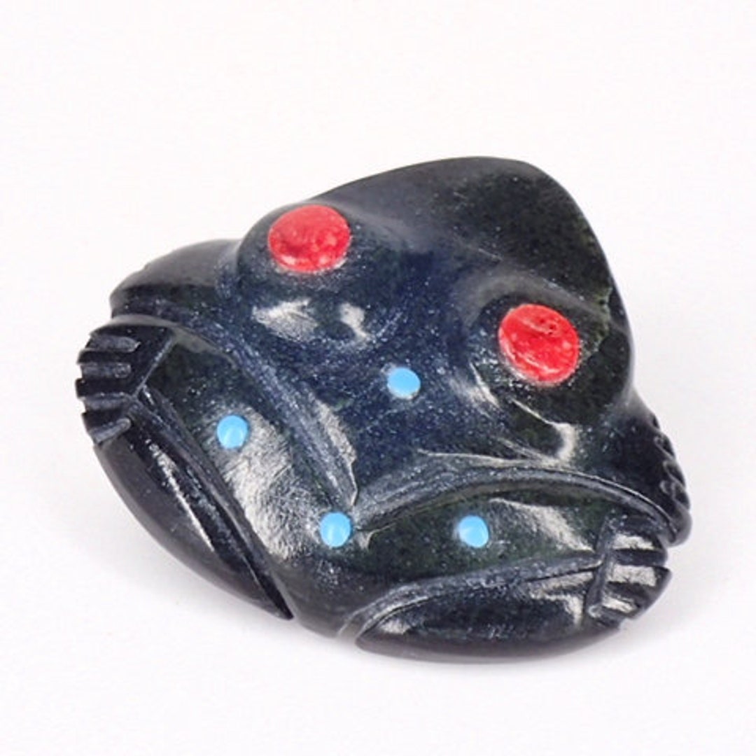 Zuni Frog Fetish: Ricolite Carving With Coral Eyes by Reynold Lunasee ...