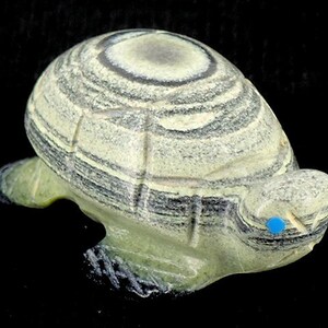 Zuni Fetishes Turtle Fetish Carving Green Ricolite Turquoise Eyes ...