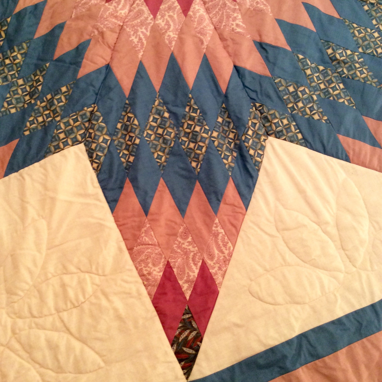 RADIANT STAR QUILT Lone Star or Wallhanging Six Colors Square Vintage ...