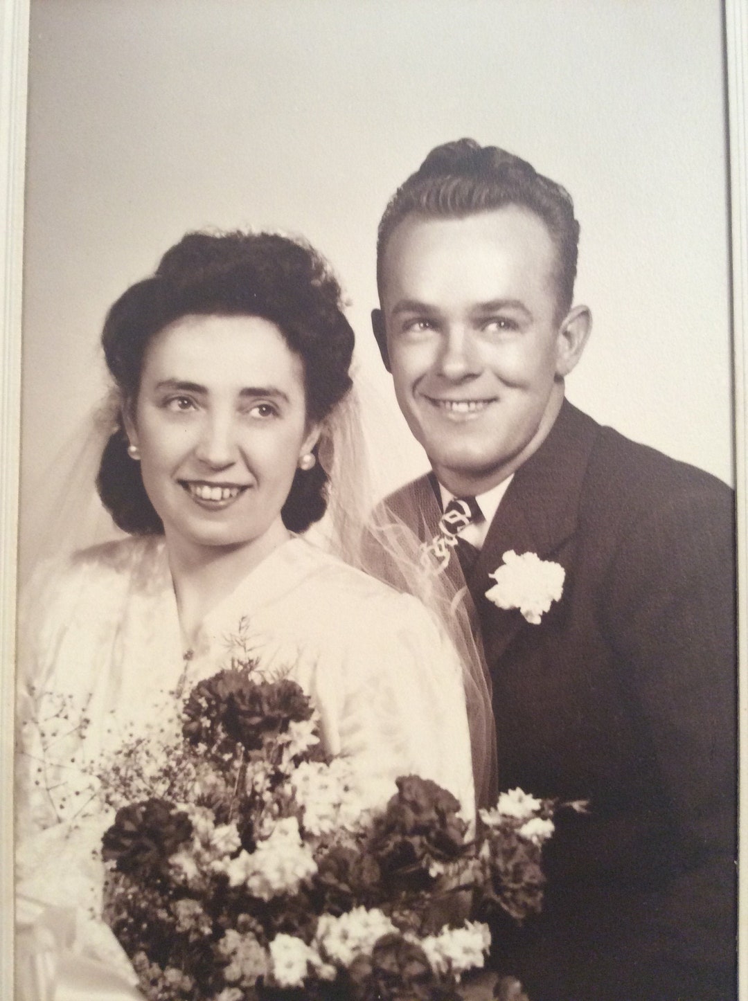 MARRIAGE PHOTO 1946 VINTAGE War Bride and Groom and Standing Mount ...