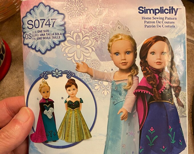 Simplicity S0747, Frozen, Anna and Elsa 18in Doll Costumes, 2 Costumes ...