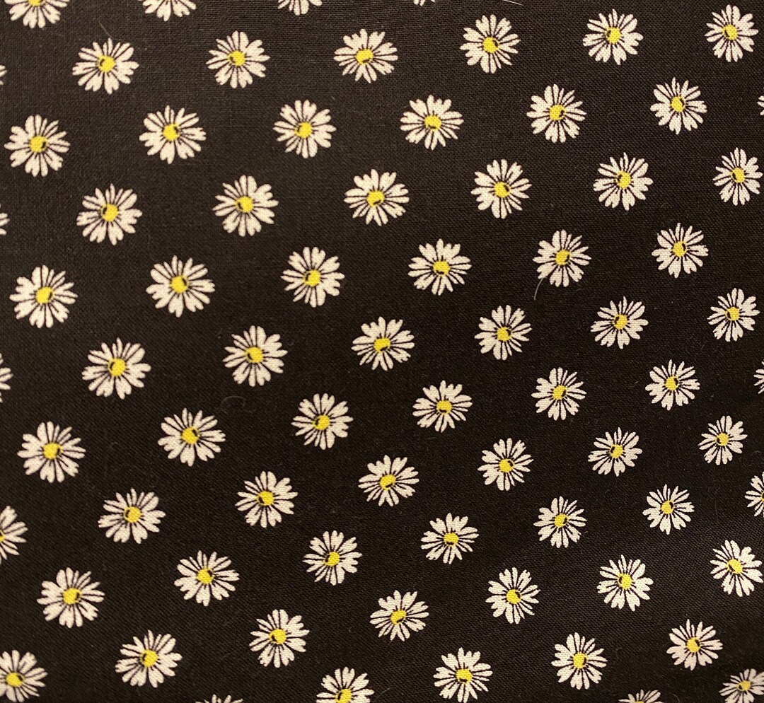 Vintage Black With White Daisy Fabric, 100% Cotton, 1.75 Yards, 45in ...